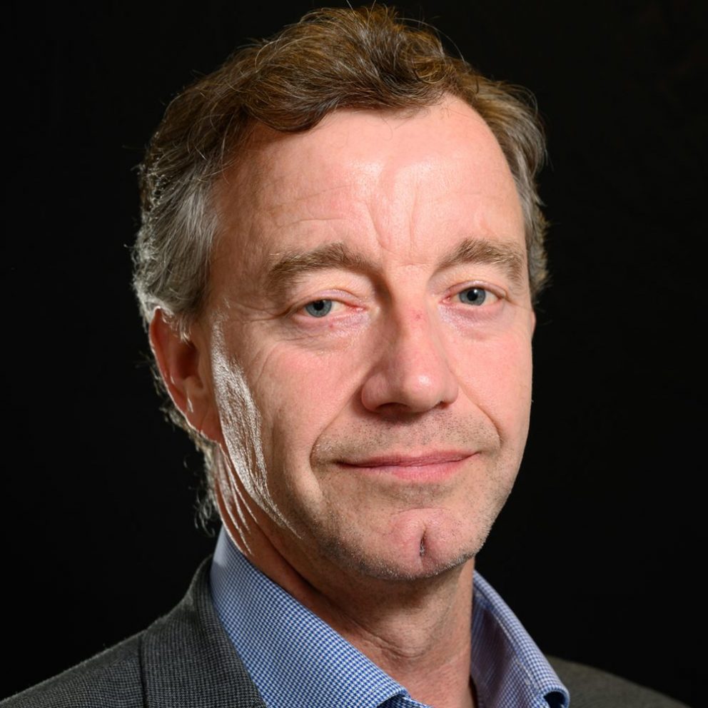 Meet The Governors - Lakes College