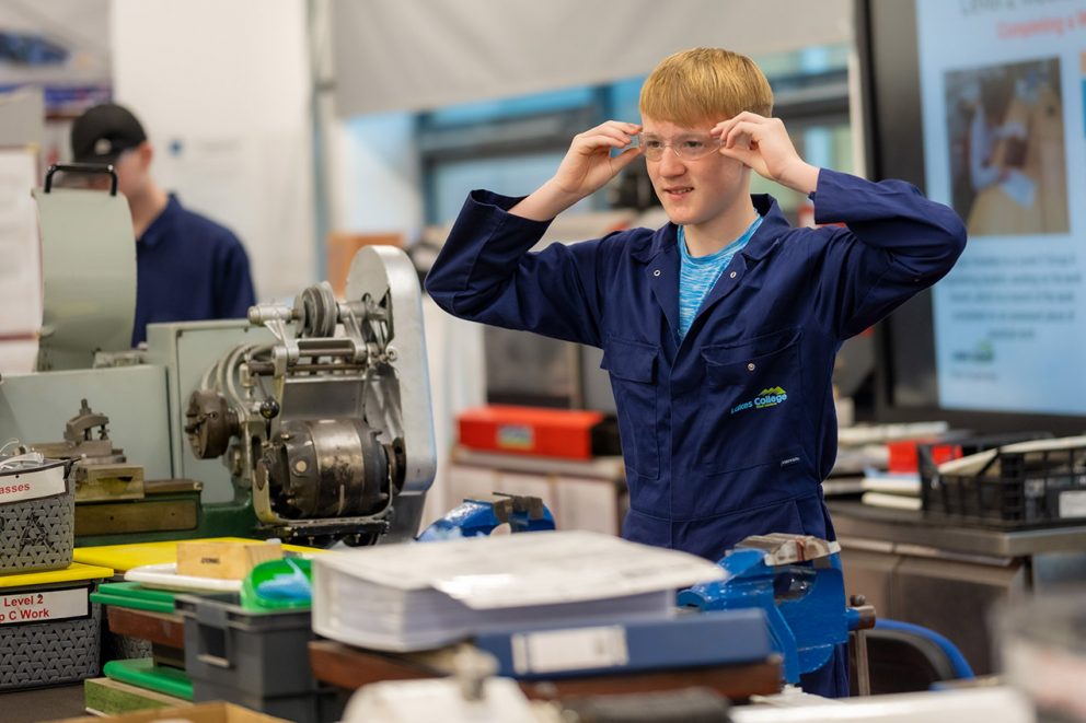 Electrical and Mechanical Engineering Courses (ECITB) - Lakes College